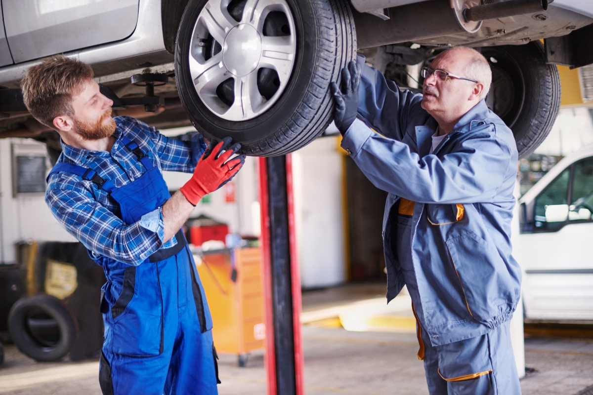 Sistema de suspensión automotriz: ¿Qué es? - ComparaOnline